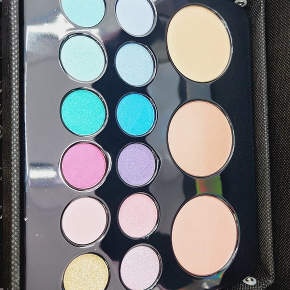 Claire's | Makeup | Claires Pink Princess Makeup Set With Eye Mask Nwt ...